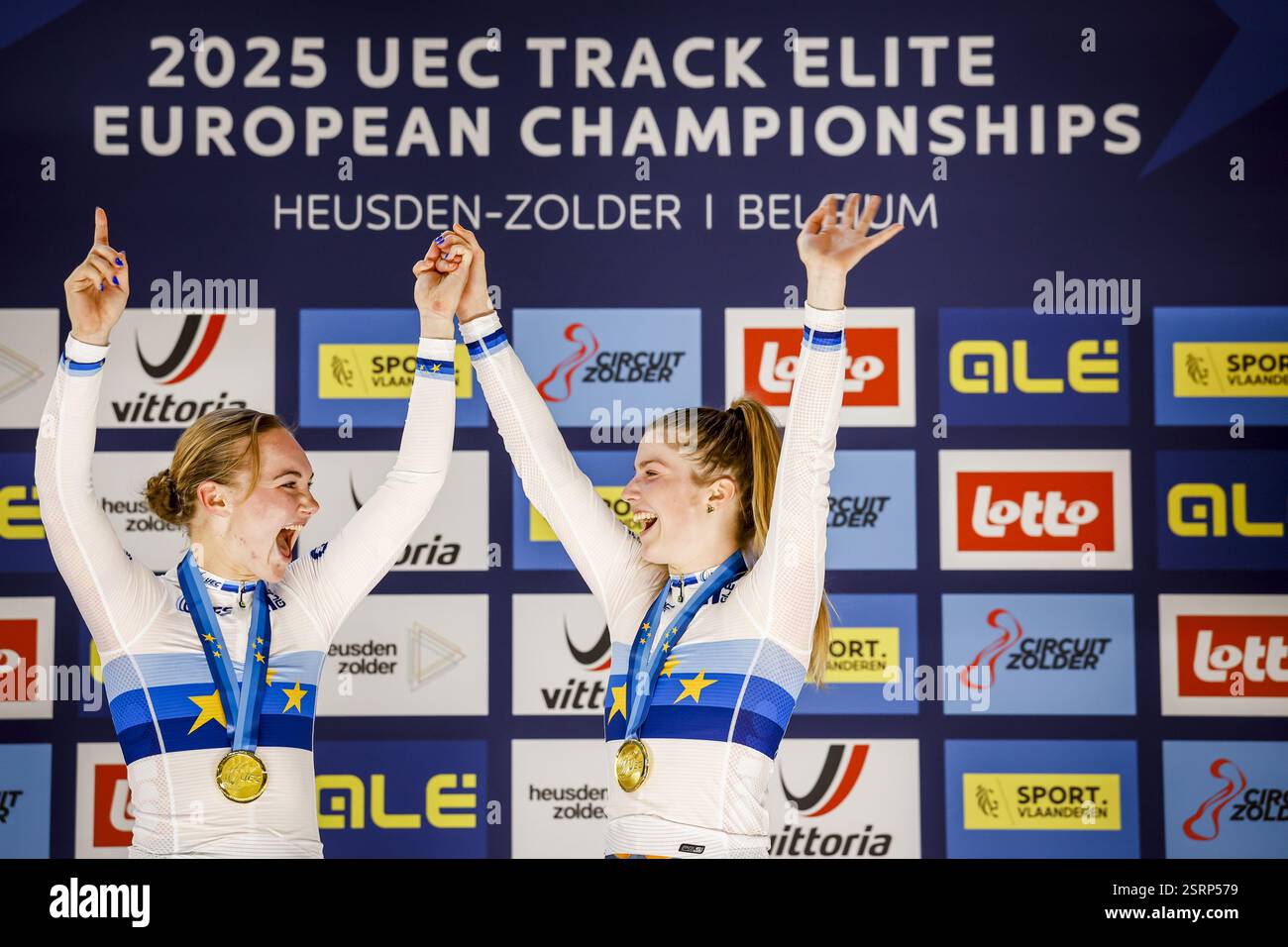 HEUSDEN-ZOLDER - les cyclistes sur piste Maike van der Duin et Lisa van ...