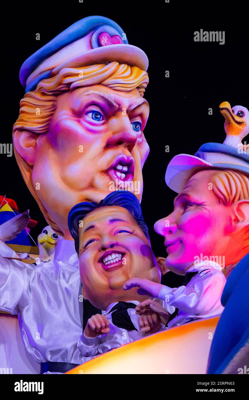 Figures géantes de Donald Trump, Kim Jong-un et Vladimir Poutine lors ...