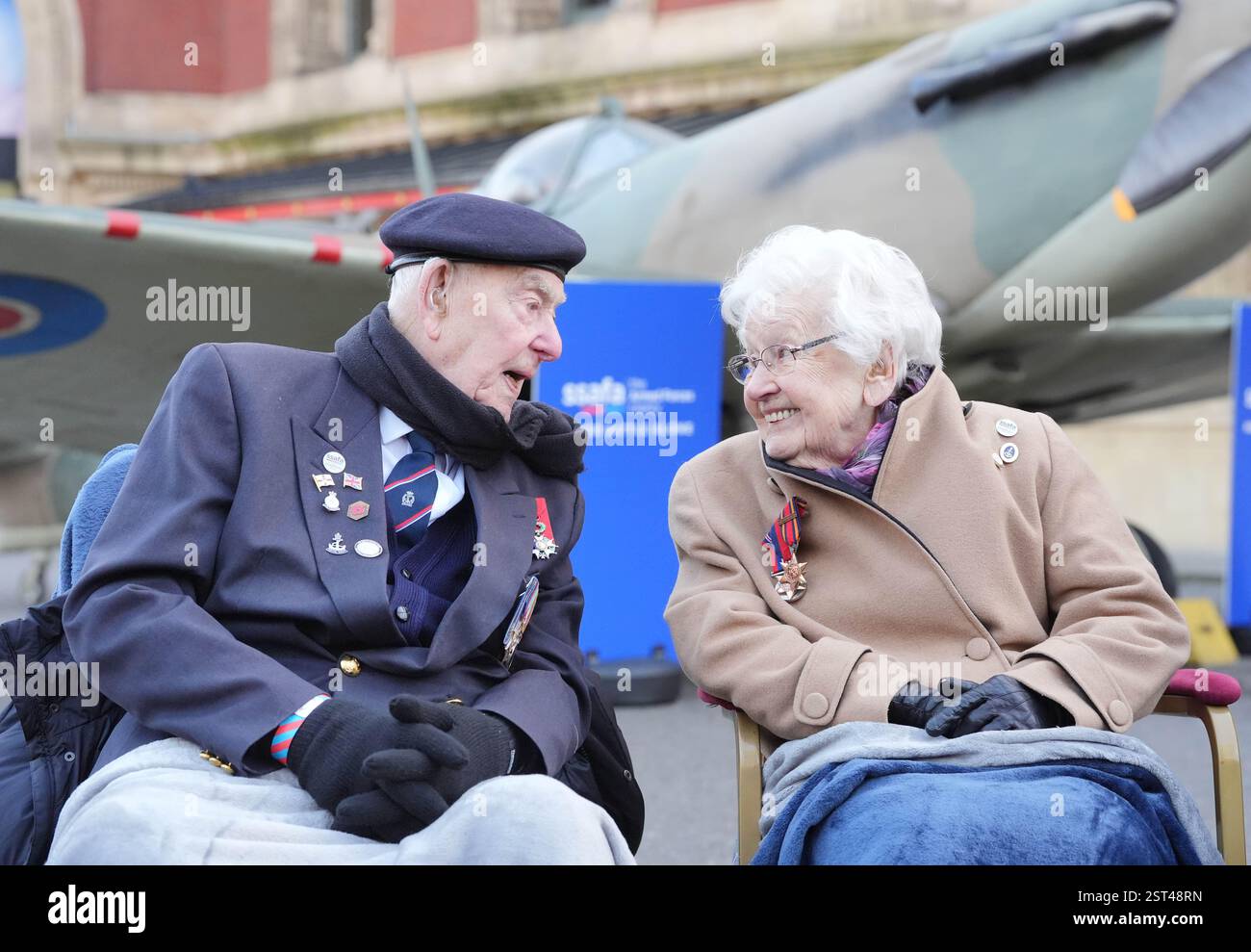Ruth Barnwell, 100 ans, qui était une meneuse à bord du HMS Québec le ...