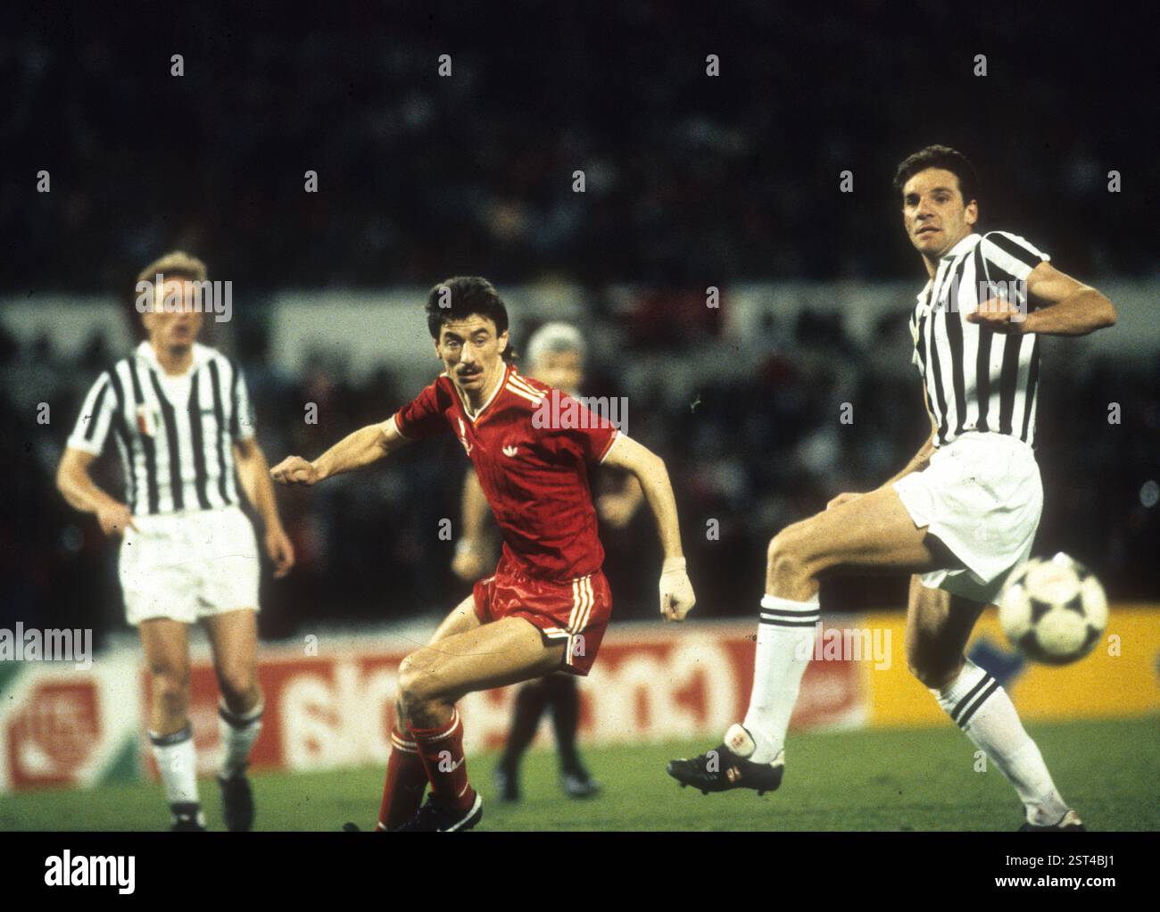Finale de la coupe d'europe 1985 Banque de photographies et d’images à ...