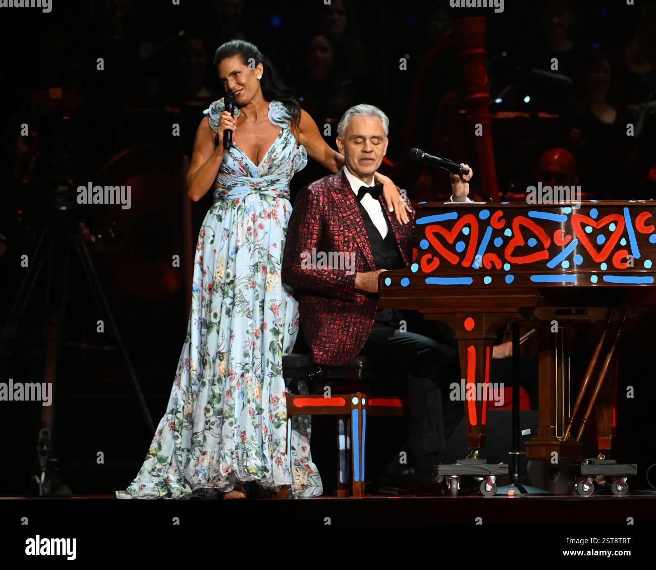 SUNRISE FL - 16 FÉVRIER : Veronica Berti Bocelli est vue sur scène avec ...