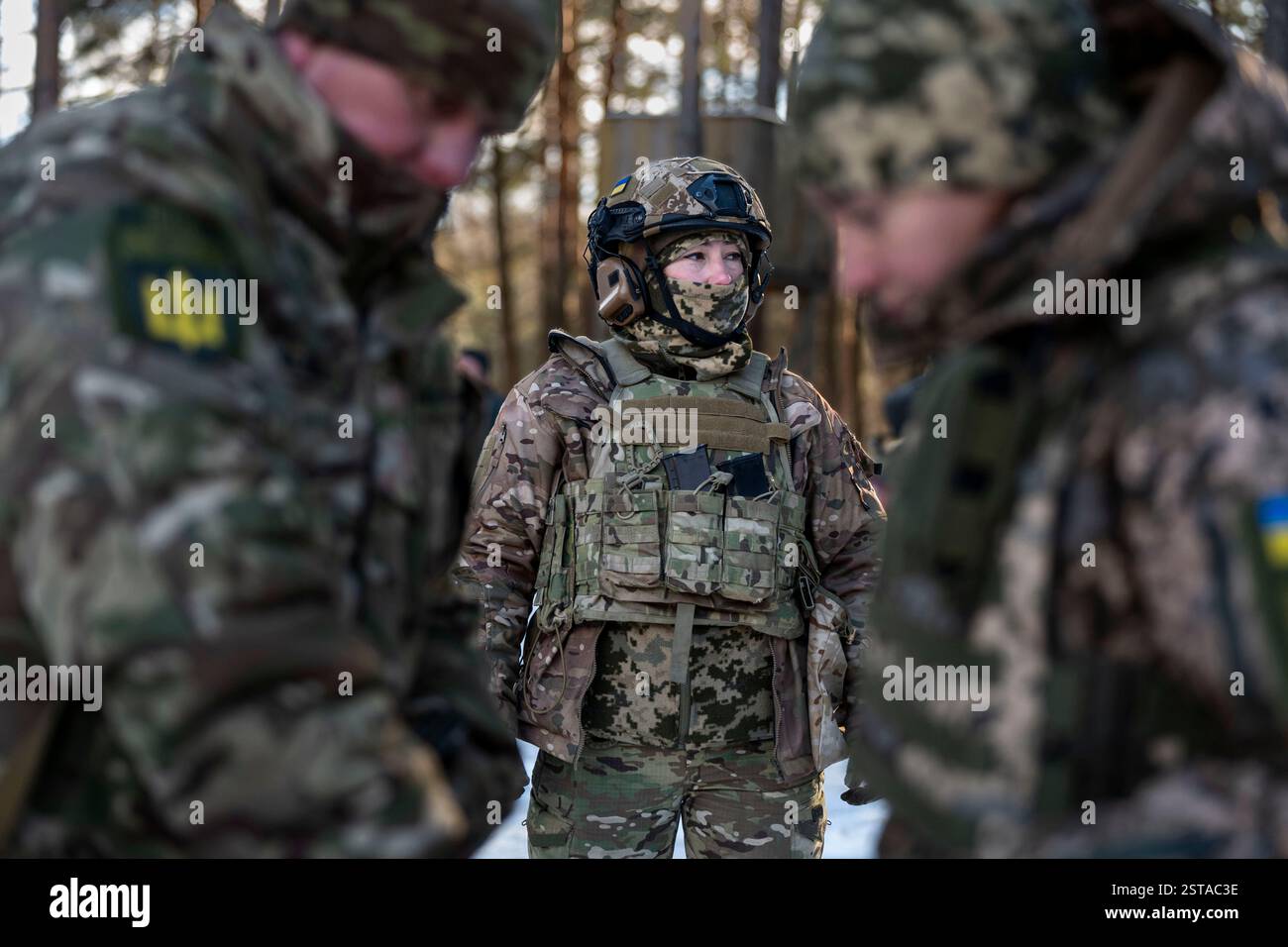 Les sorcières de Bucha, un groupe de femmes soldats volontaires ...