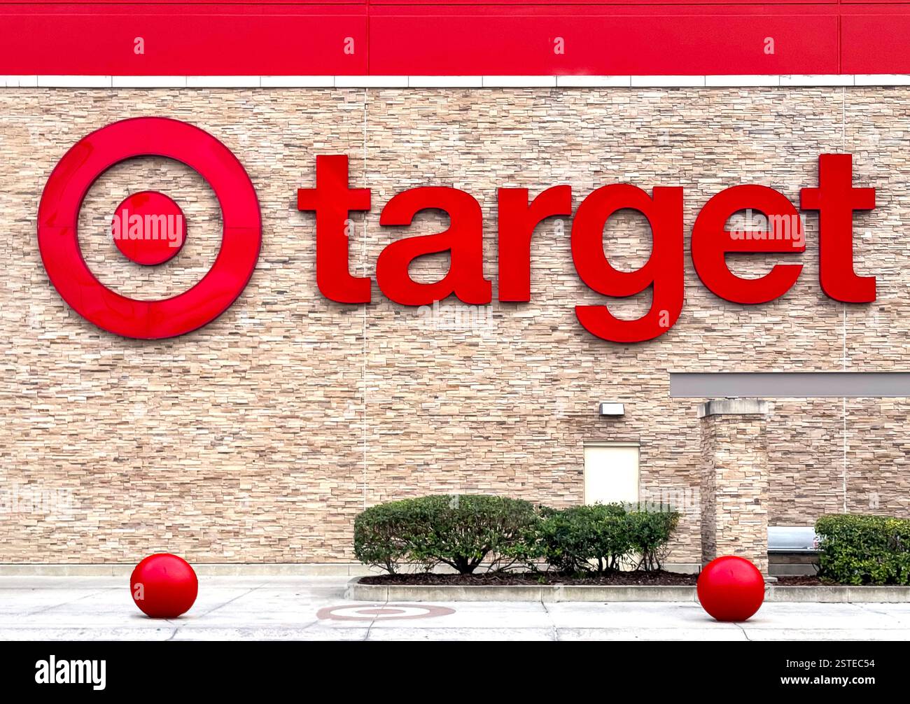 Super target store logo Banque de photographies et d’images à haute ...
