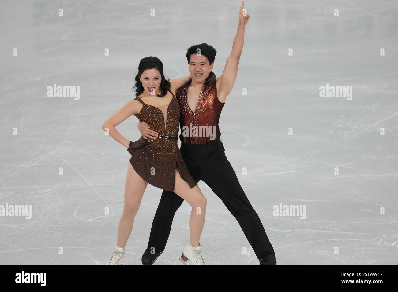 Hannah Lim and Ye Quan of South Korea perform during the ice dance ...