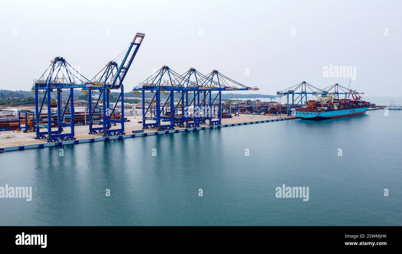 Kribi, Cameroun. 21 février 2025. La photo aérienne prise le 21 février ...