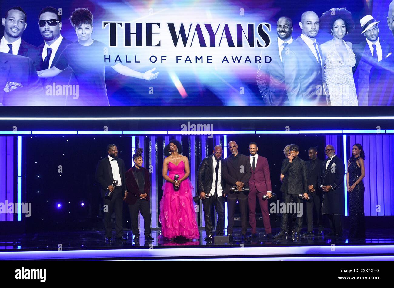 Craig Wayans, from left, Chaunté Wayans, Kim Wayans, Marlon Wayans ...