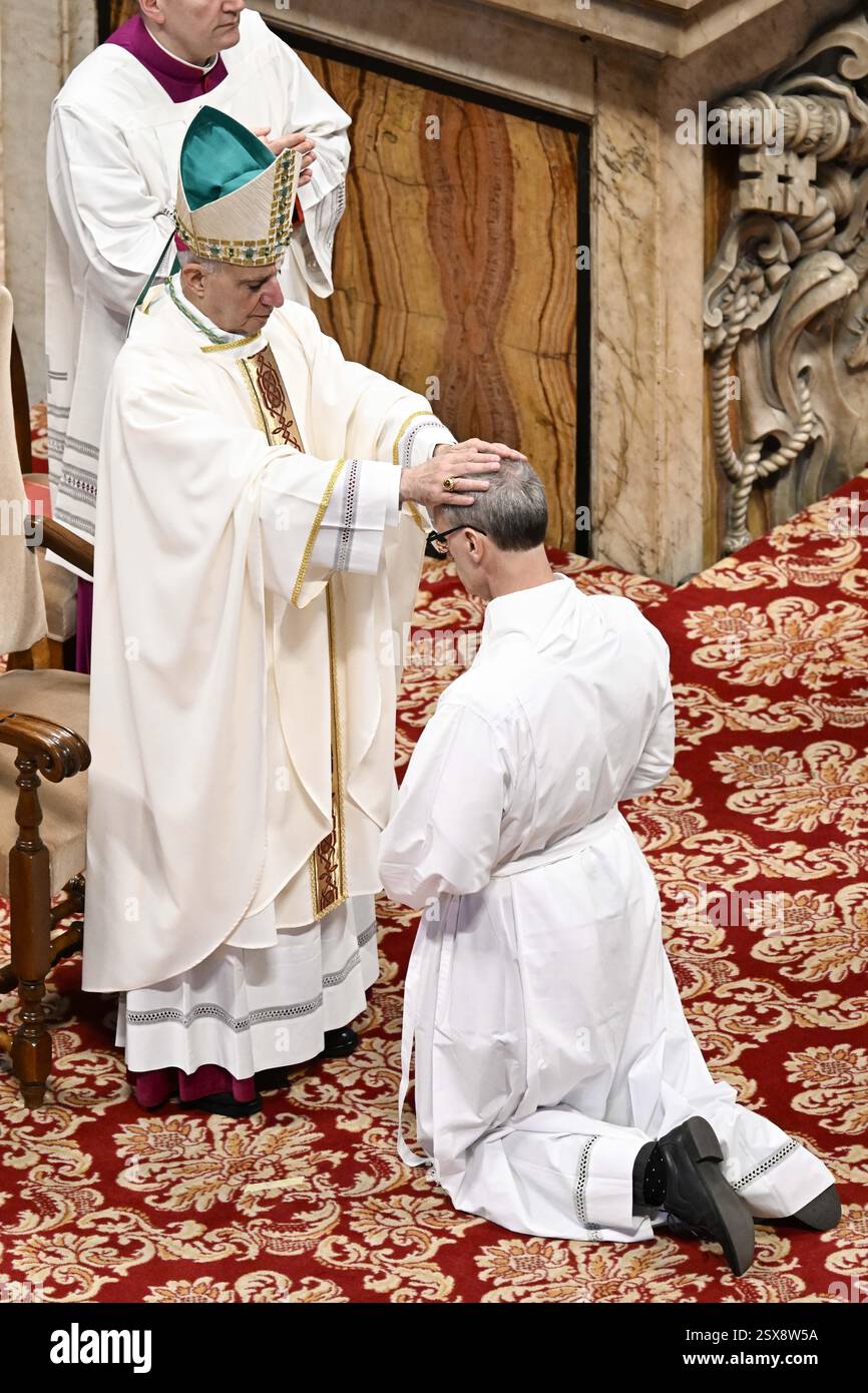 Vatican, Vatican. 16 février 2025. Italie, Rome, Vatican, 2025-02-23 L'archevêque Rino ...