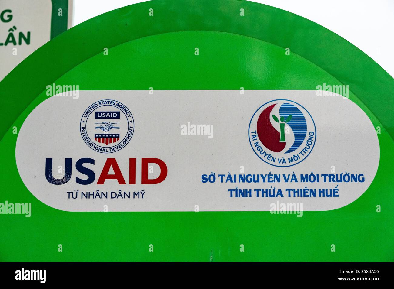 Hue, Vietnam-20 février 2025 : panneau lisant USAID du peuple des États ...
