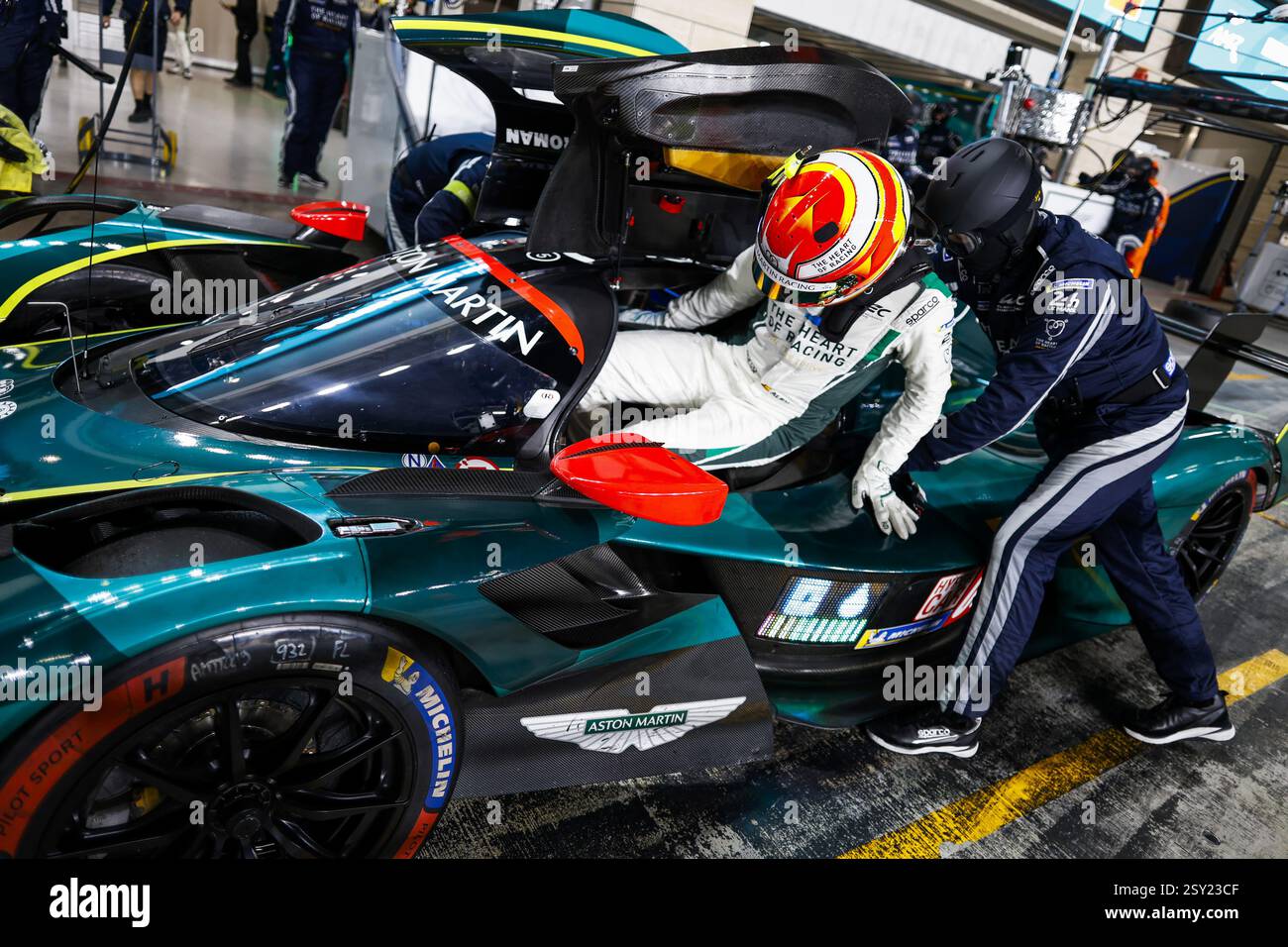 RIBERAS Alex (spa), Aston Martin THOR Team, Aston Martin Valkyrie #009, Hypercar, portrait du ...