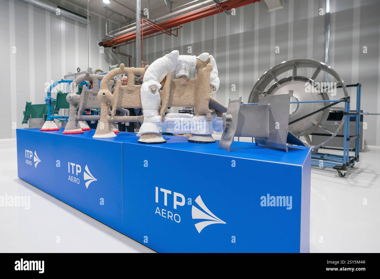An area of ITP Aero's advanced aerospace manufacturing center (ADMIRE ...