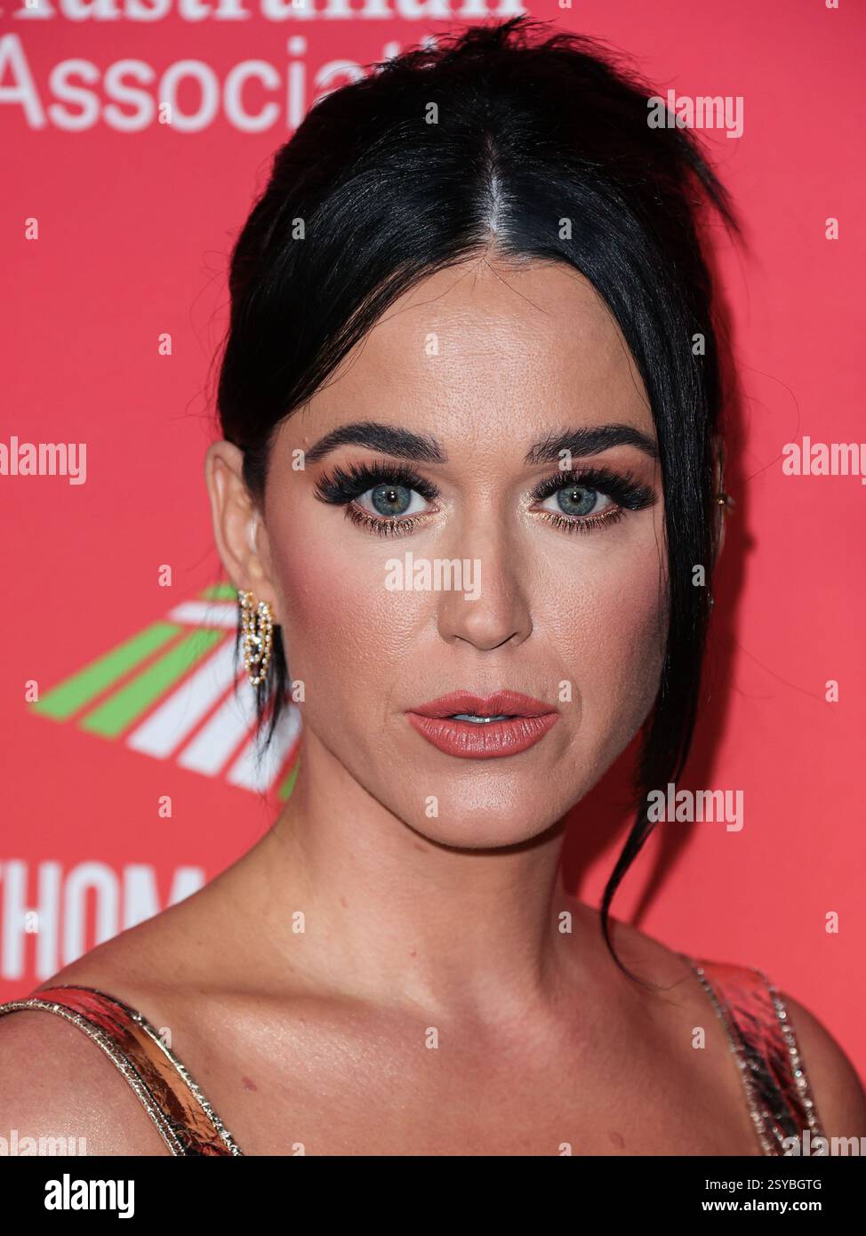 (FILE) Katy Perry se dirigera vers l'espace lors d'un vol exclusivement ...