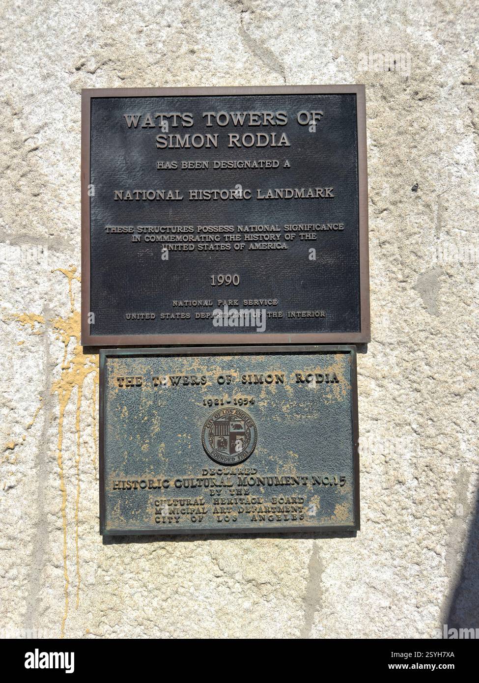 Les TOURS WATTS site historique également connu sous le nom de tours de ...
