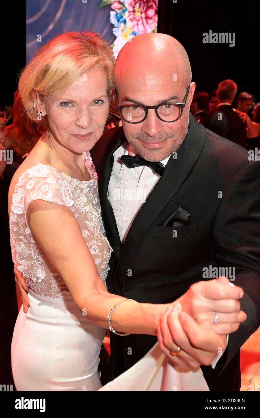 Schauspielerin andrea kathrin loewig Banque de photographies et d ...