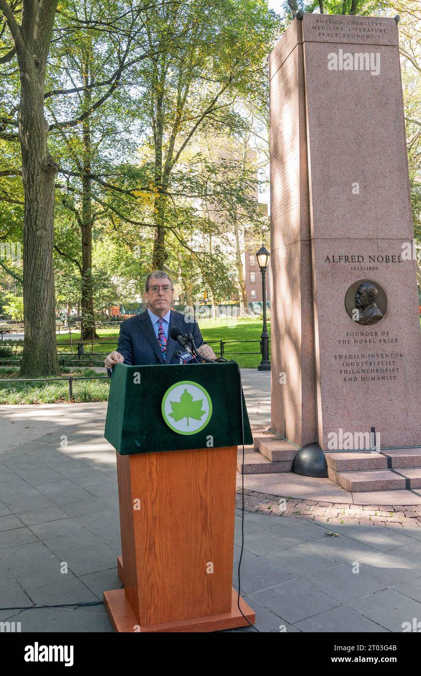 New York, États-Unis. 03 octobre 2023. Philip H. Dybvig, qui a remporté ...