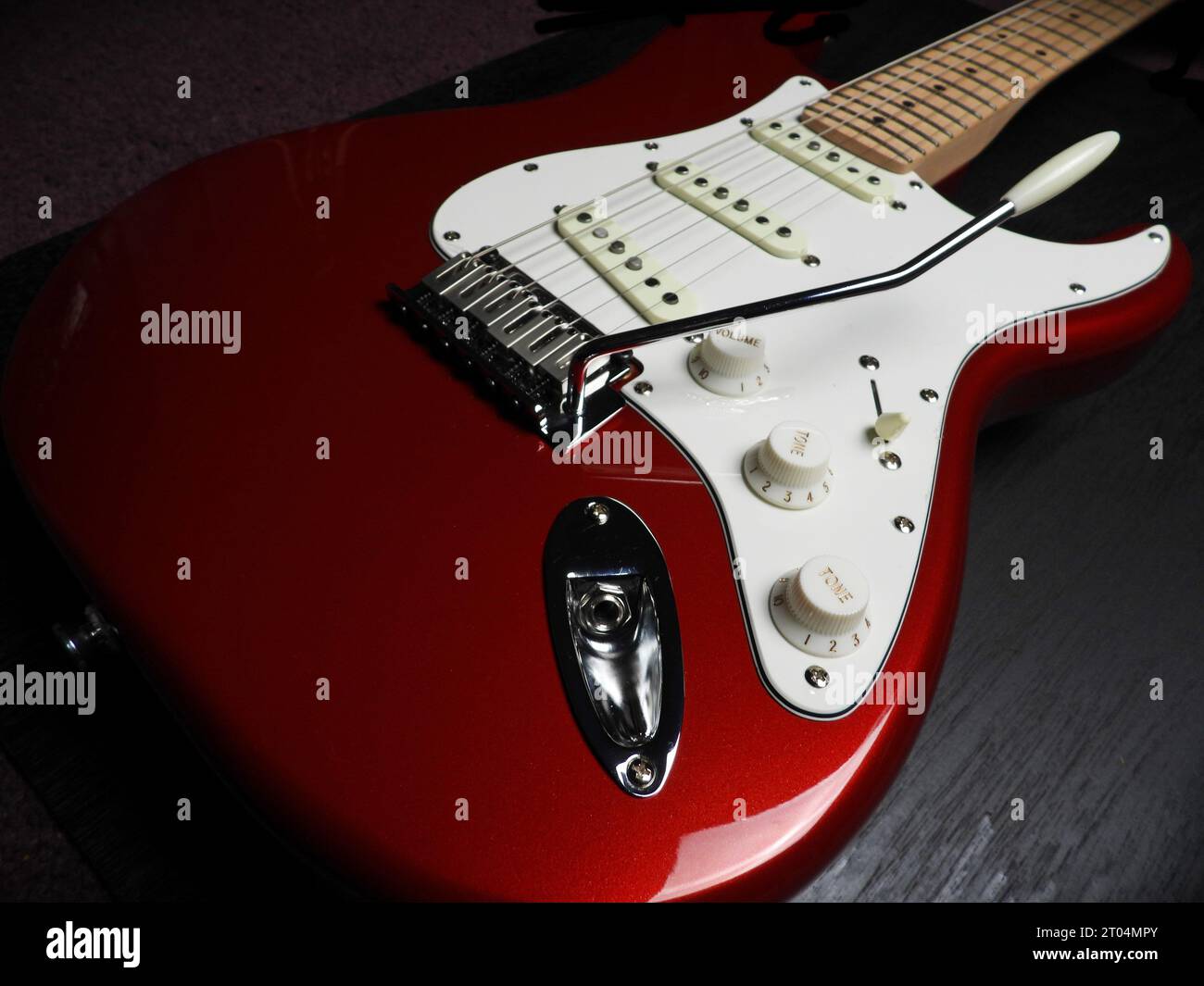 Red fender stratocaster Banque de photographies et d’images à haute ...