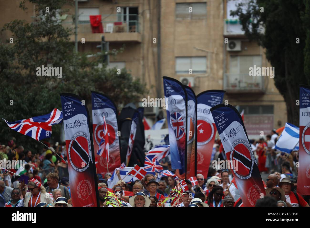 Les Israéliens ont célébré la fête de Soukkot avec un défilé ils ...