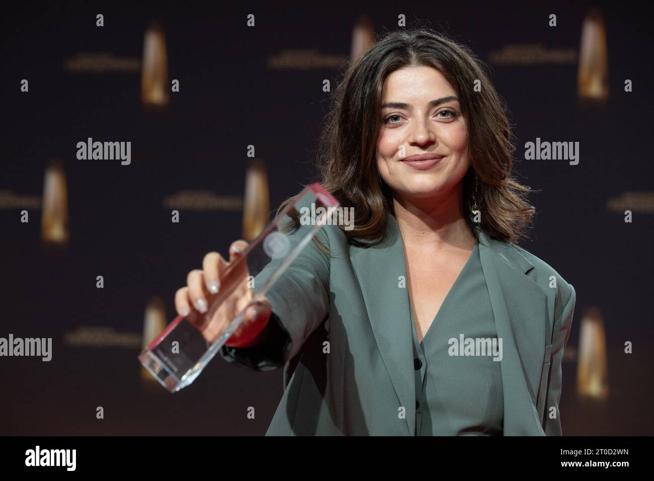 Preistraegerin Altine EMINI, Schauspielerin, Comedy-Serie King of ...