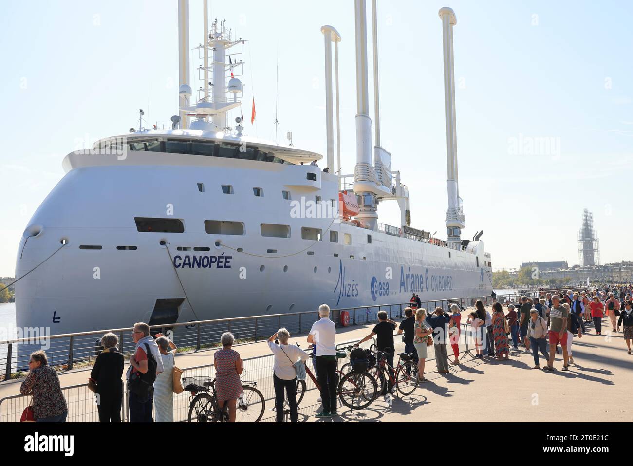 Bordeaux, France. 6 octobre 2023. Le canopée, premier voilier cargo au ...