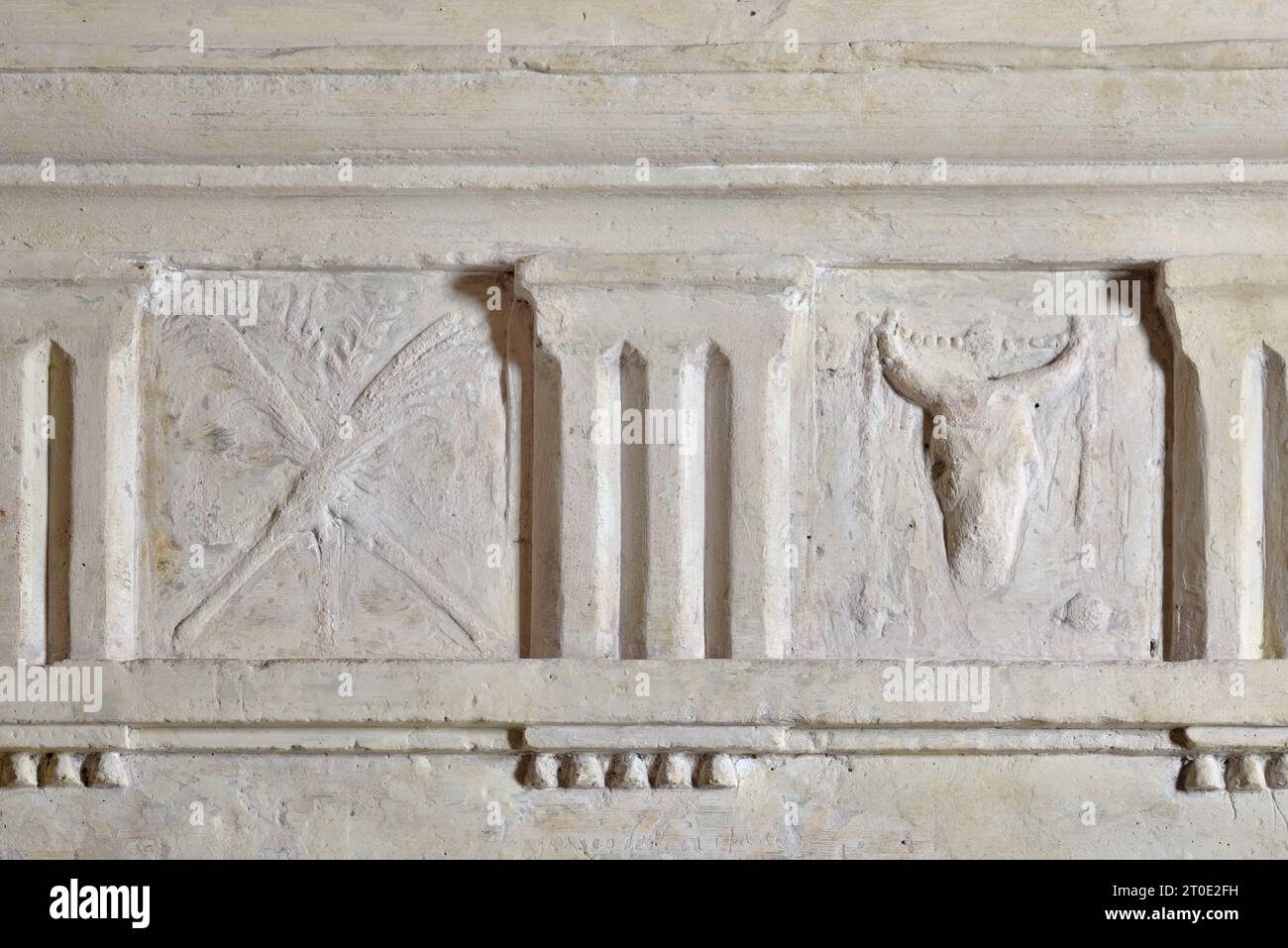 Urbania (Marche - pu), Palazzo Ducale, Hall of Honor, cheminée. Sur l ...