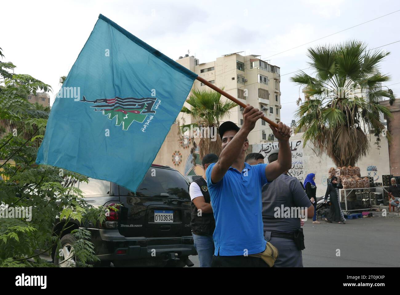 Saida, Liban. 07 octobre 2023. Des militants célèbrent l'attaque du ...