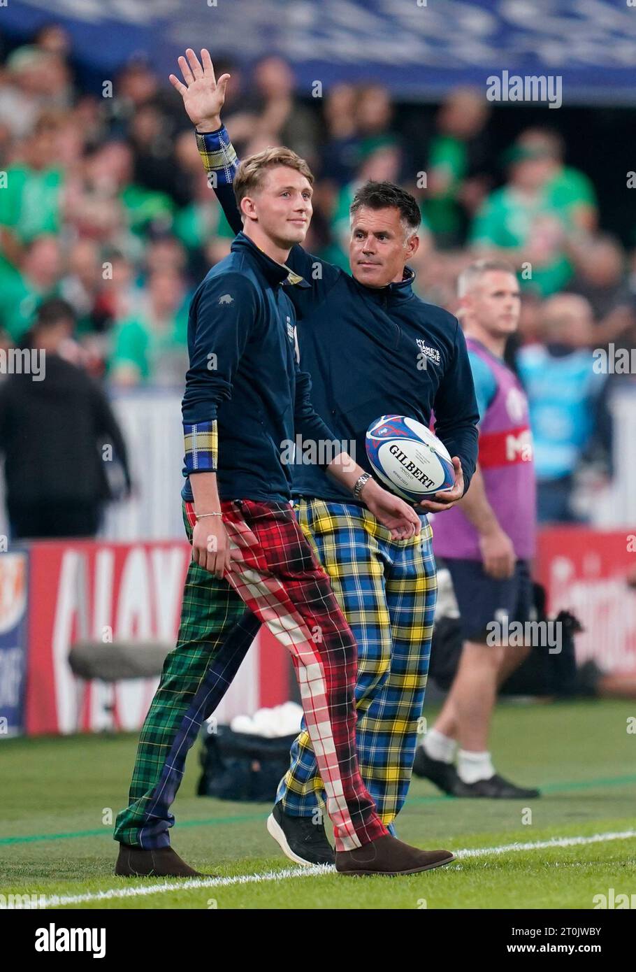 Hamish Weir, le fils de feu Doddie Weir et Kenny Logan présentent le ...