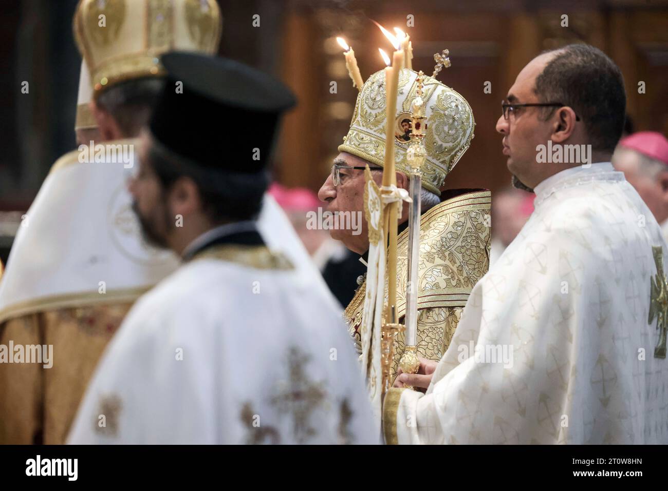 Italie, Rome, Vatican, 2023/10/9. Les membres du clergé participent à ...