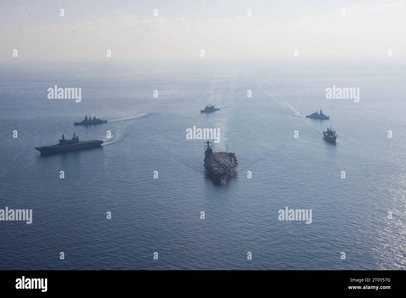 Mer Ionienne, États-Unis. 04 octobre 2023. Le porte-avions de classe ...