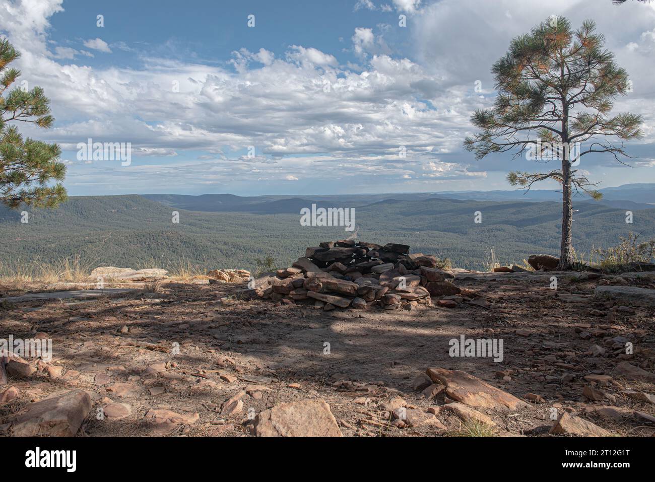 Mogollon rim Banque de photographies et d’images à haute résolution - Alamy