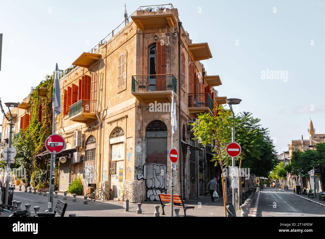 Jaffa, Israël - 10 octobre 2023 : vue depuis les rues historiques de ...
