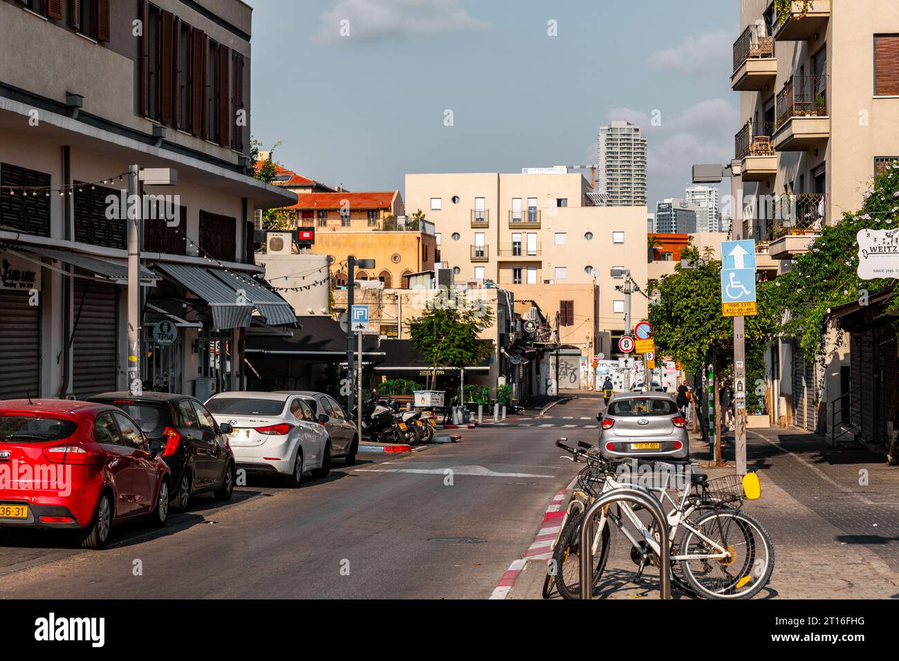 Jaffa, Israël - 10 octobre 2023 : vue depuis les rues historiques de ...