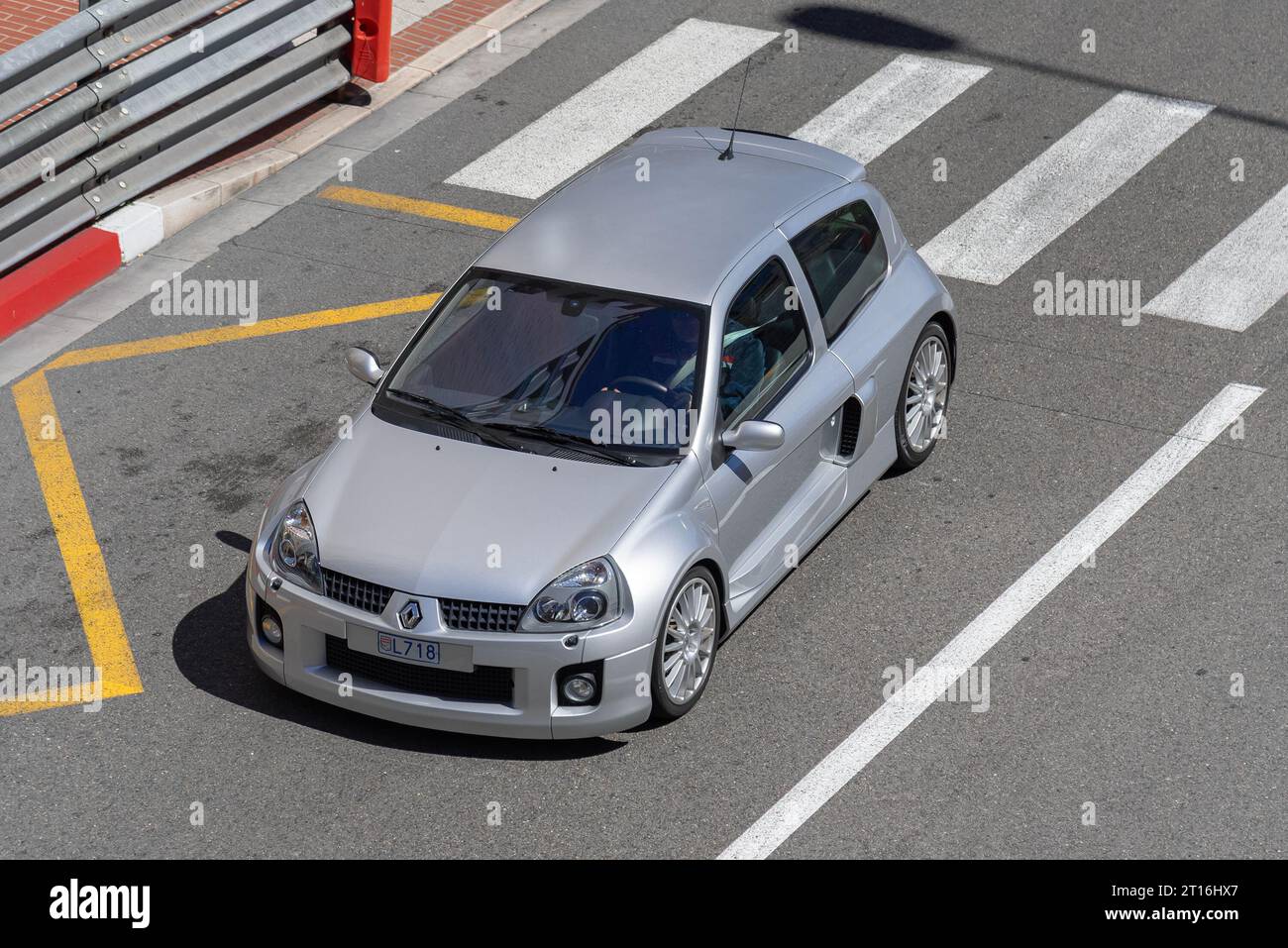 Renault clio v6 renault sport Banque de photographies et d’images à ...