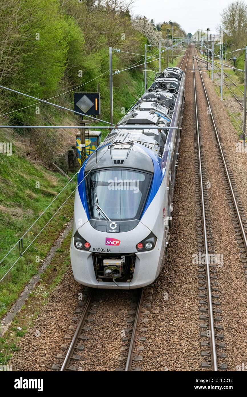 Sncf trains Banque de photographies et d’images à haute résolution - Alamy