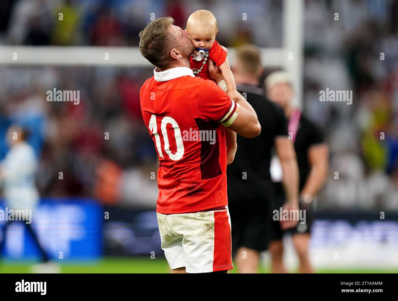 DaN Biggar du pays de Galles sur le terrain après le match de quart de ...