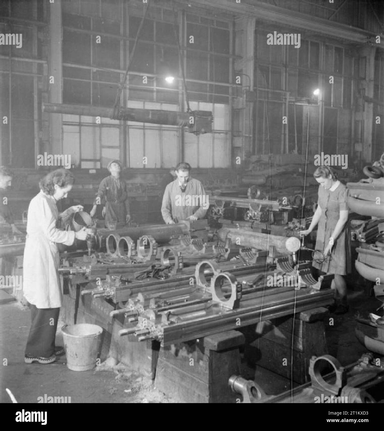 Naissance d'une arme à feu- la production d'un canon de campagne de 25 ...