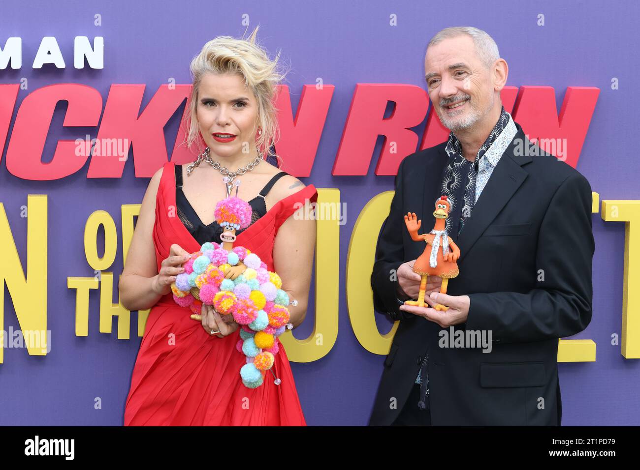 Paloma Faith avec le personnage de poulet Babs et Sam Fell avec le ...