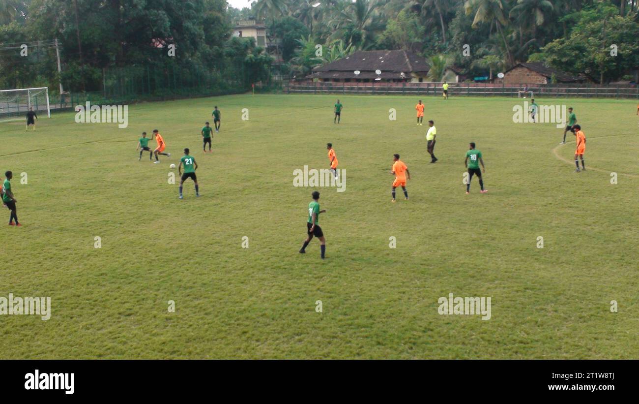 Action du match de troisième division de la Goa football Association ...