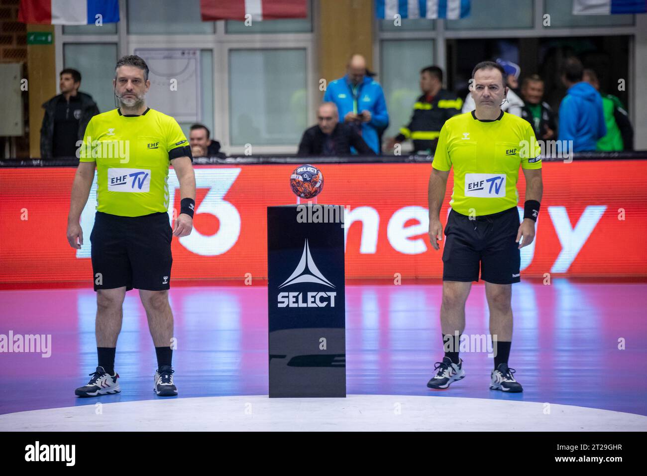 Arbitres de handball Banque de photographies et d’images à haute ...