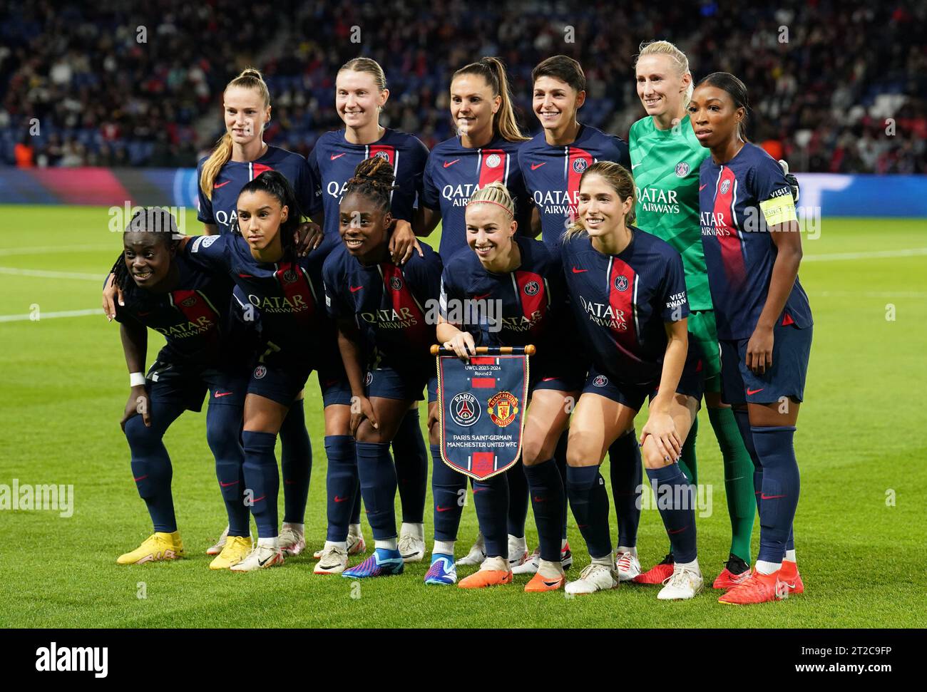 Paris Saint-Germain, rangée arrière, de gauche à droite, Paris Saint ...