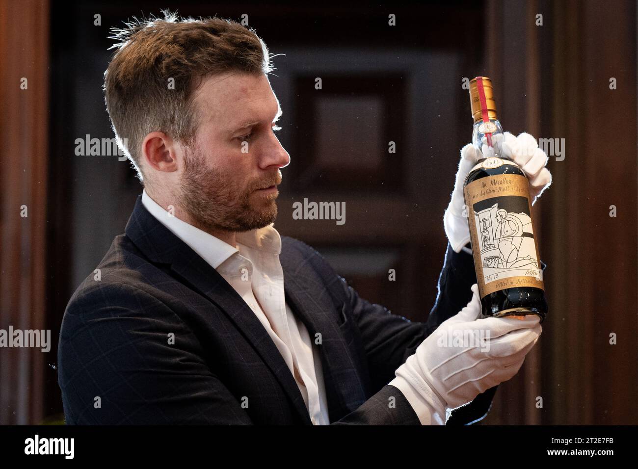 Une bouteille de Macallan Adami 1926 est conservée lors d'un photocall ...