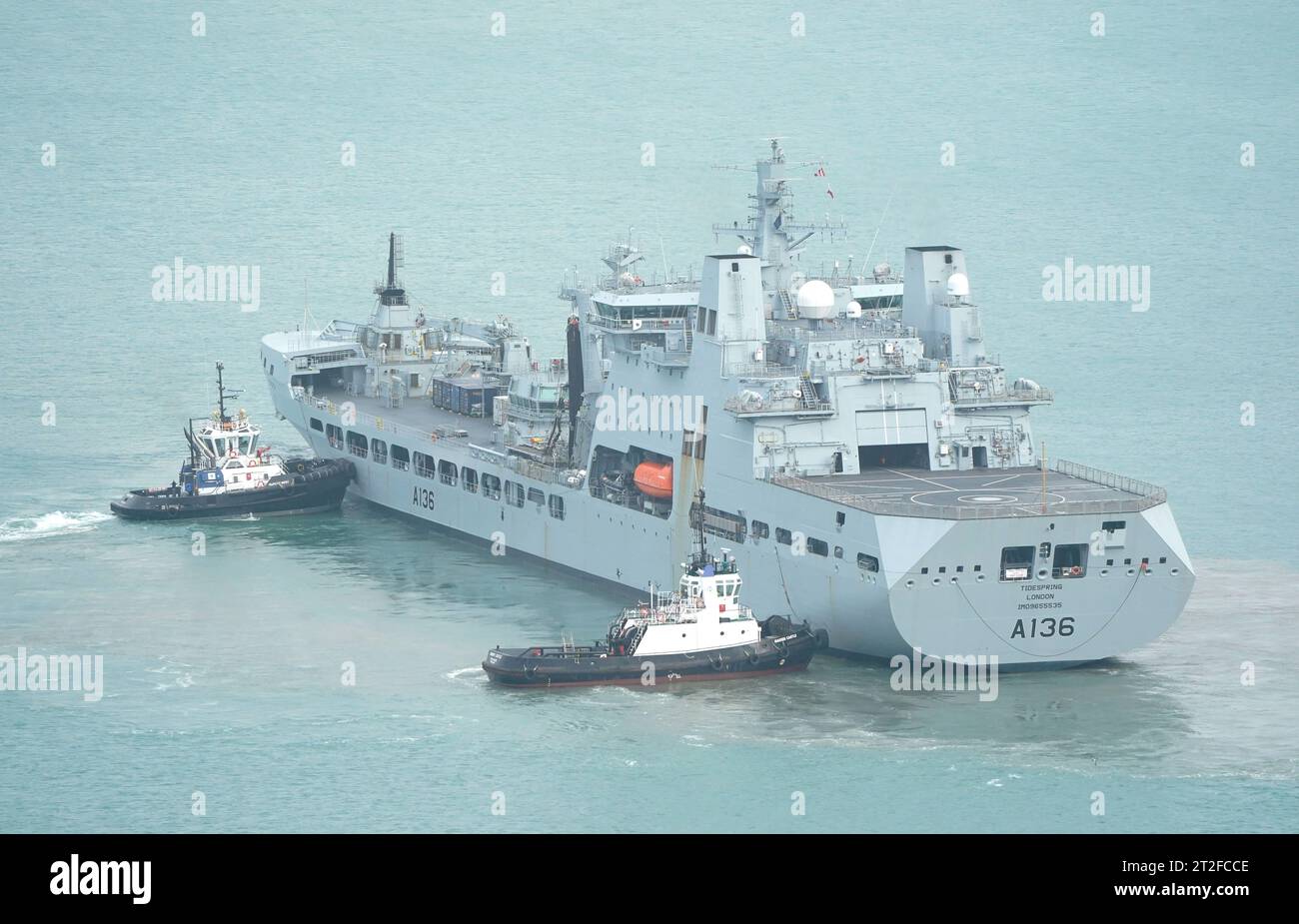 Le pétrolier de réapprovisionnement de la classe marée de la Royal ...