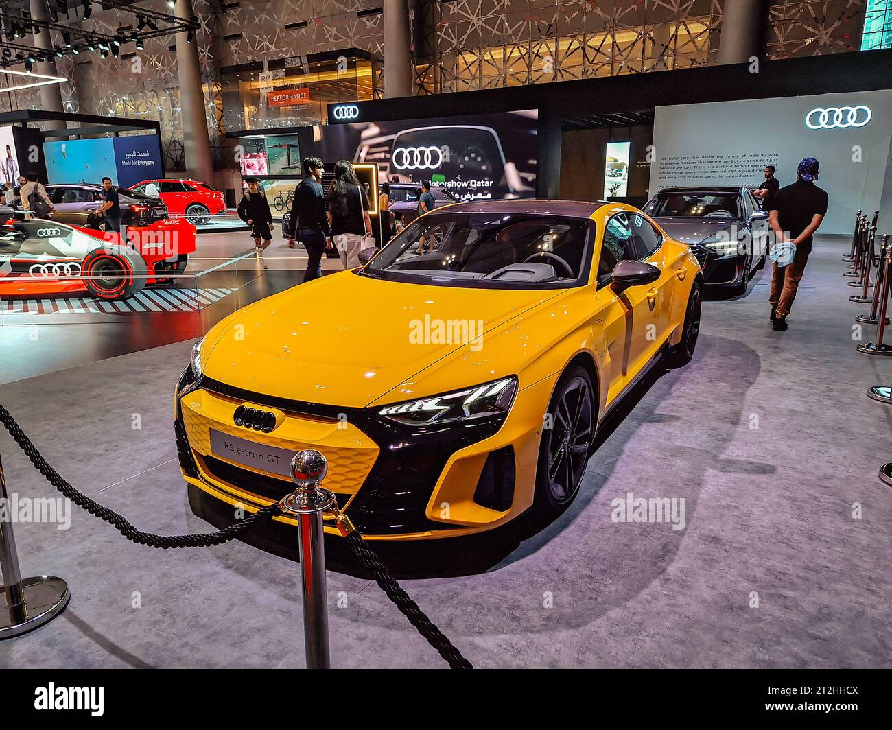 L'Audi RS e-tron GT 2023 est la voiture de série la plus puissante que ...