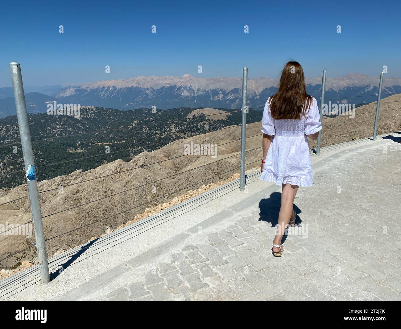 Femme exploratrice Banque de photographies et d’images à haute ...