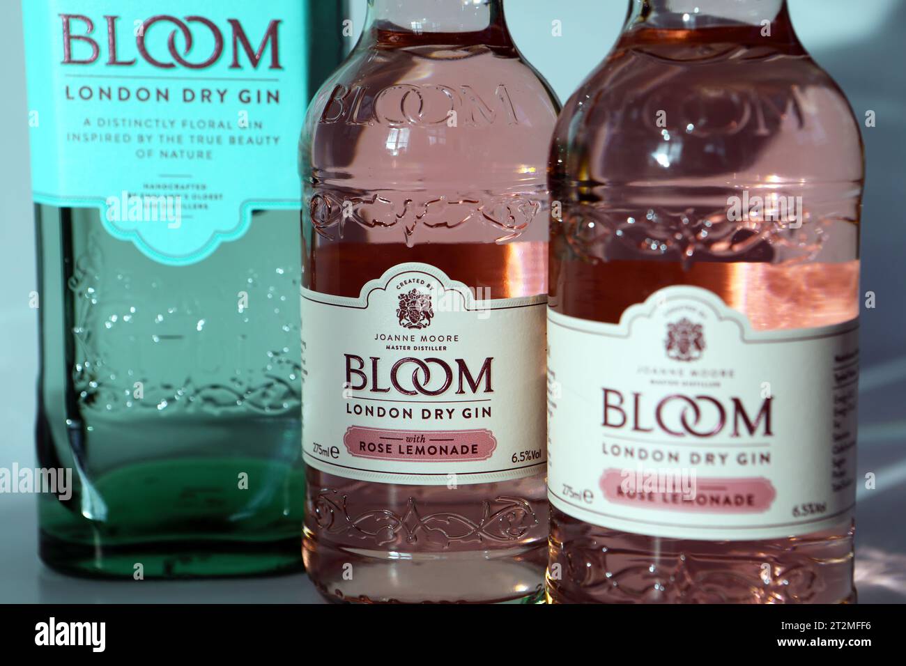 London gin Banque de photographies et d’images à haute résolution - Alamy