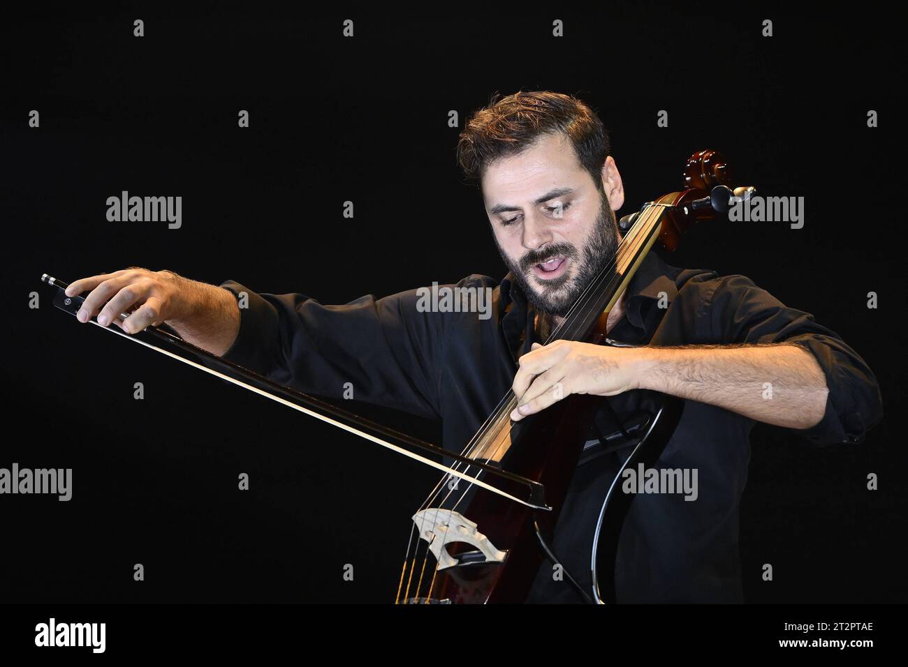 Violoncelle hauser Banque de photographies et d’images à haute ...