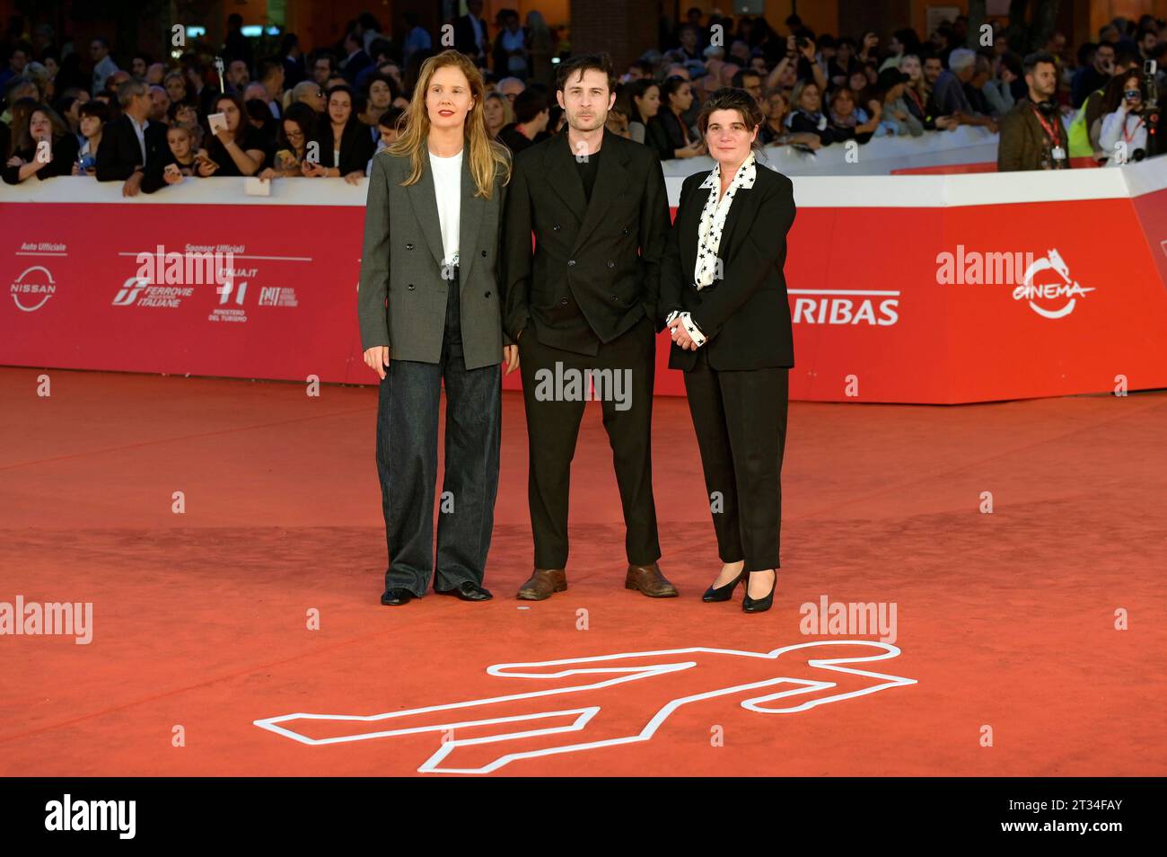 Justine Triet, Arthur Harari und Marie-Ange Luciani BEI der Premiere ...
