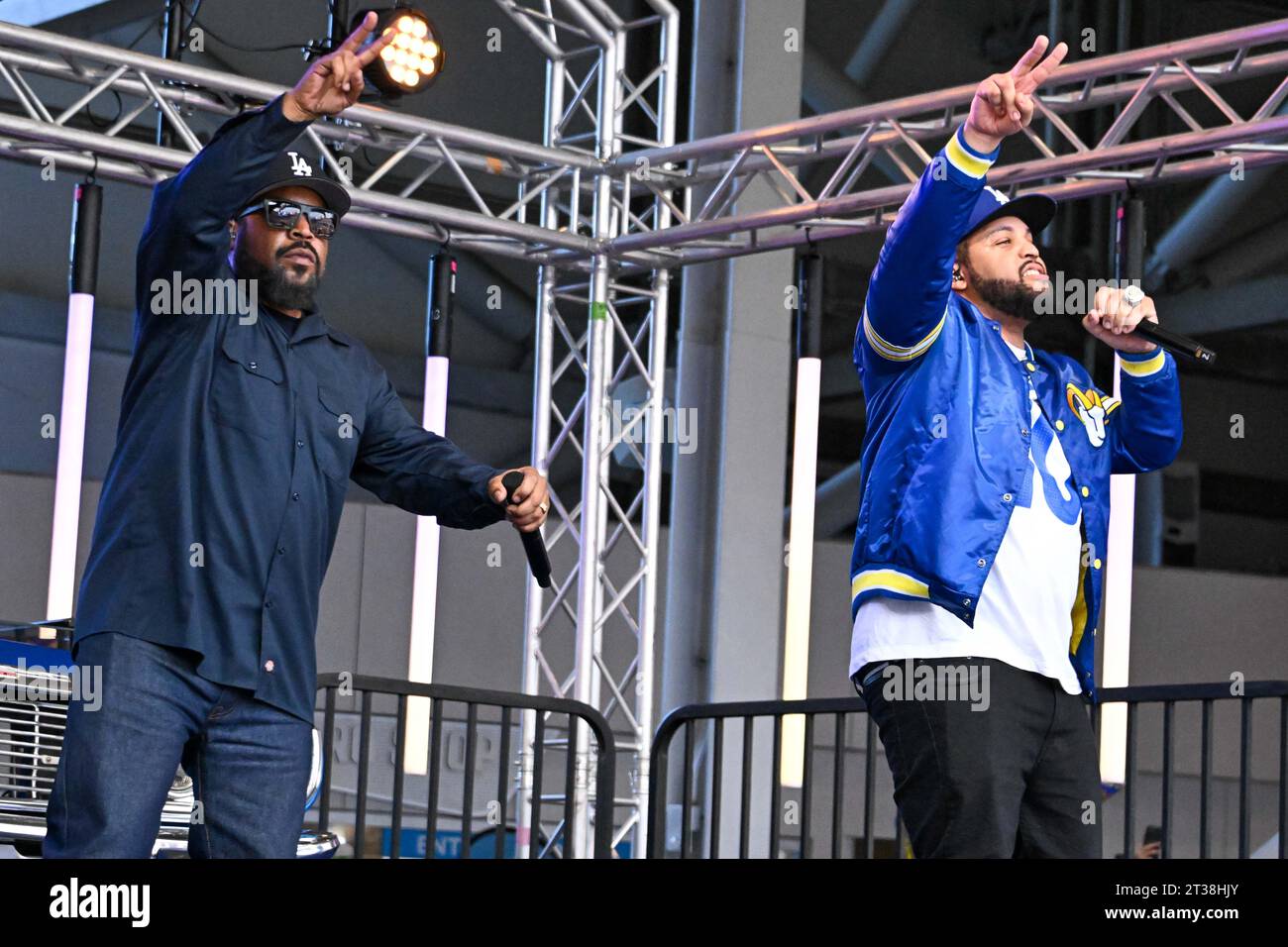 Ice cube and his son oshea jackson jr Banque de photographies et d ...