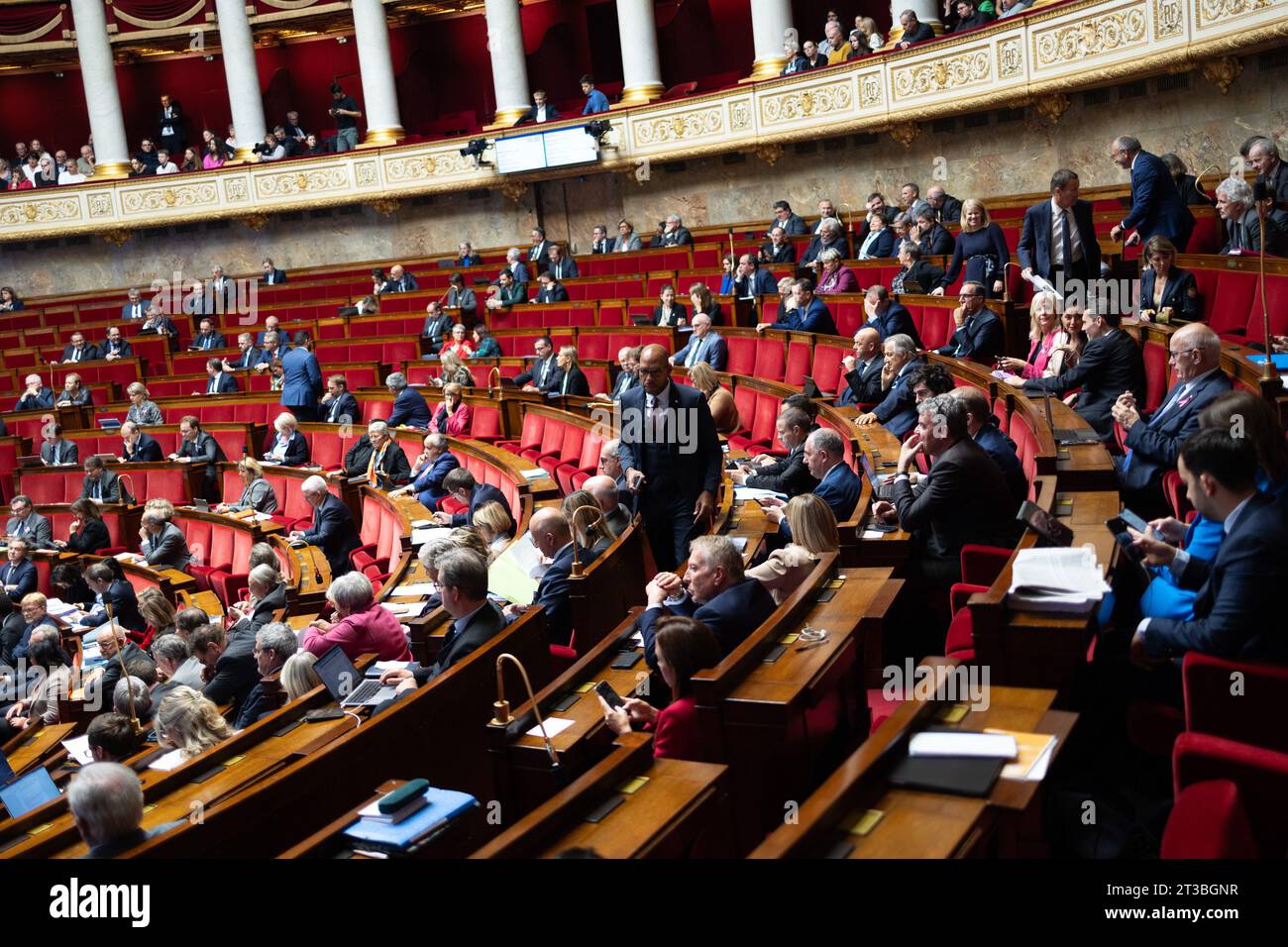 Hemicycle assemblee nationale france Banque de photographies et d’images à haute résolution ...
