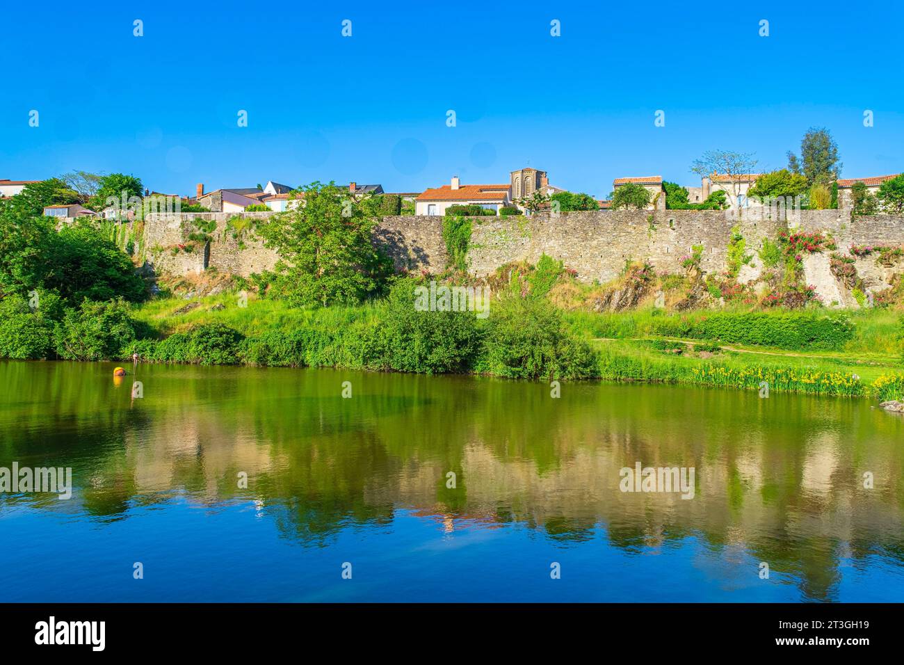 France, Vendée, Vouvant, labellisé les plus Beaux villages de France ...