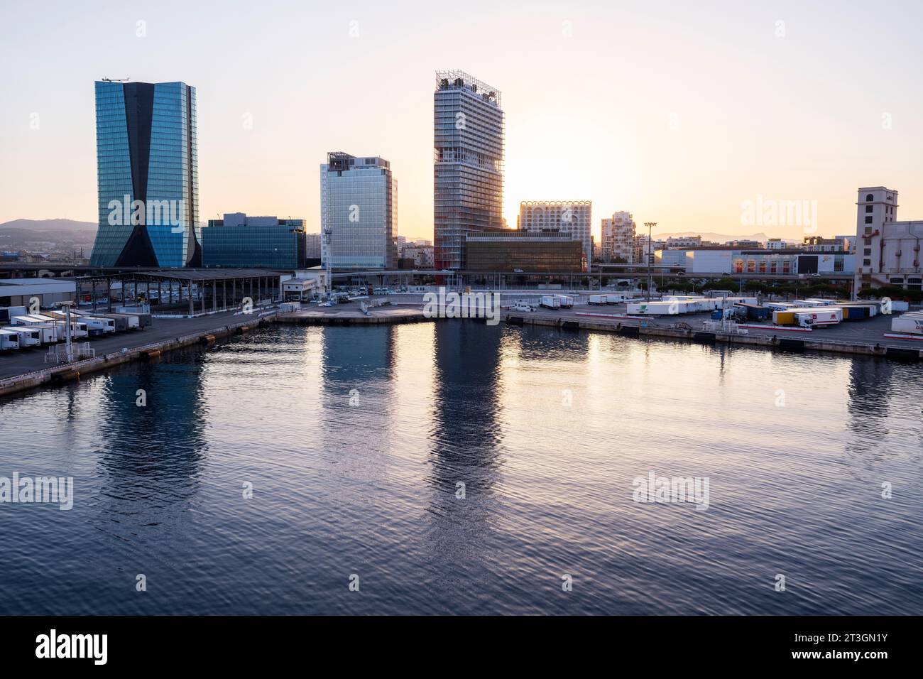France, Bouches du Rhône, Marseille, zone Euroméditerranée, Grand Port ...