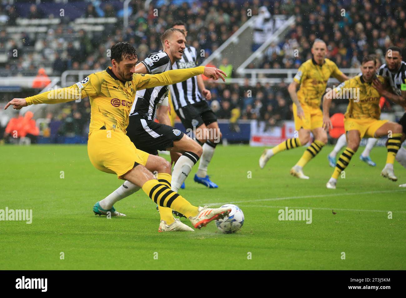 25 octobre 2023, Grande-Bretagne, Newcastle upon Tyne : football : Champions League, Newcastle ...